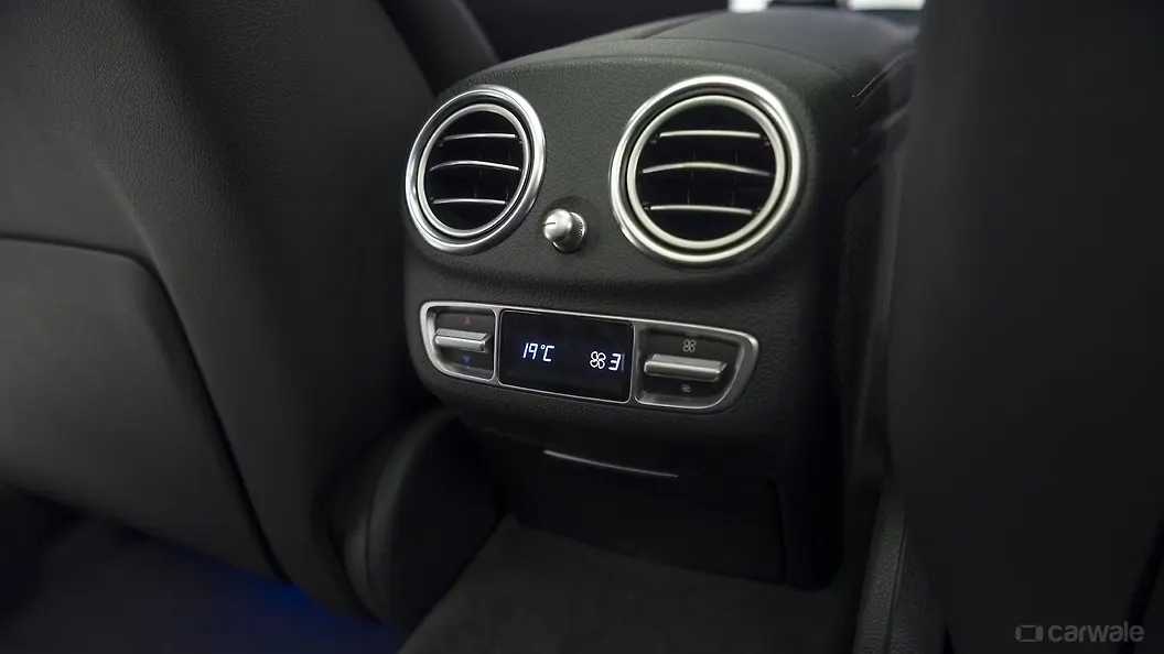 E-Class Rear Row Air Vent Image, E-Class Photos in India - CarWale