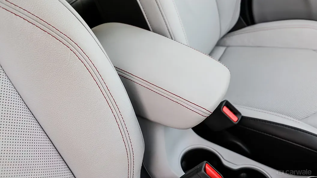 Compass [2017-2021] Front Centre Arm Rest Image, Compass [2017-2021 ...