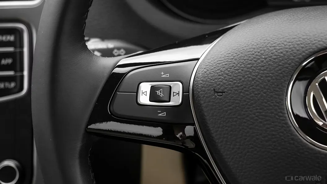 Vento Left Steering Mounted Controls Image, Vento Photos in India - CarWale