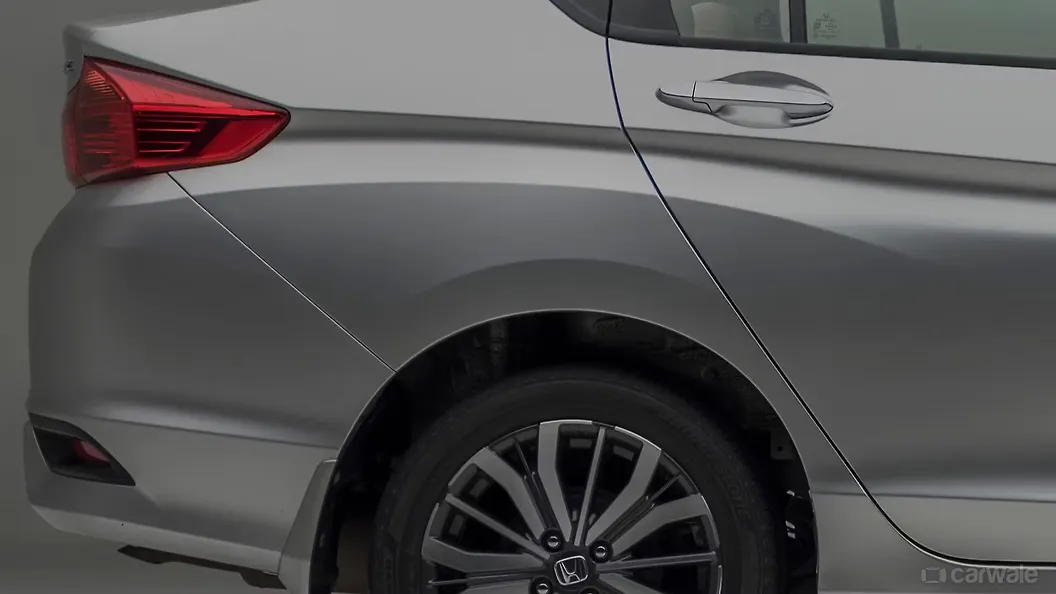 City Rear Fender Image, City Photos in India - CarWale