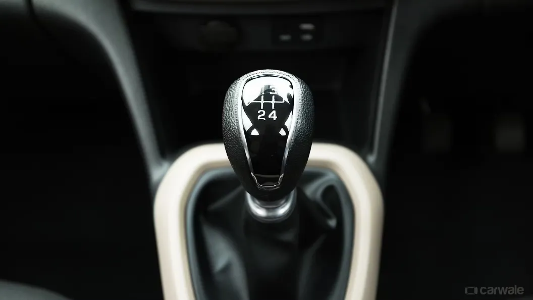 Grand i10 Gear Shifter/Gear Shifter Stalk Image, Grand i10 Photos in ...
