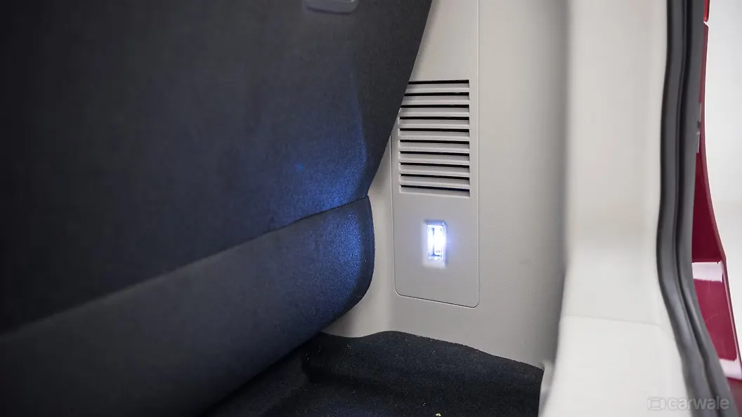 Marazzo Second Row Roof Mounted Cabin Lamps Image, Marazzo Photos in ...