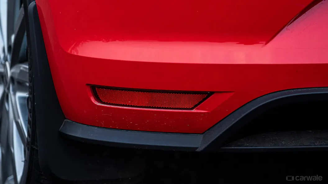 Polo Reflector Image, Polo Photos in India - CarWale