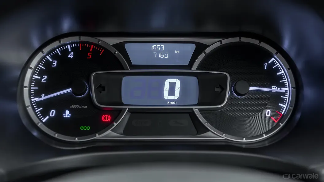 Kicks Instrument Cluster Image, Kicks Photos in India - CarWale