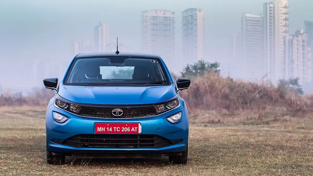 Altroz Front View Image, Altroz Photos in India - CarWale