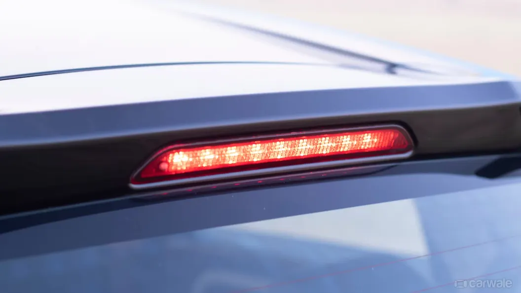 Altroz Rear High Mounted Stop Lamp Image, Altroz Photos in India - CarWale