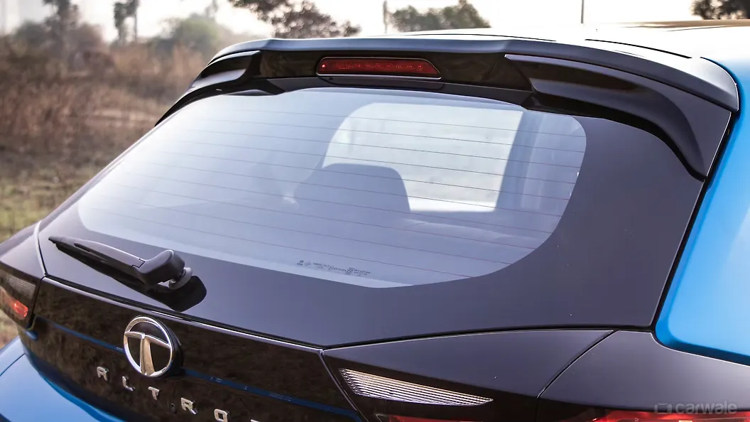 Altroz Rear Windshield/Windscreen Image, Altroz Photos in India - CarWale
