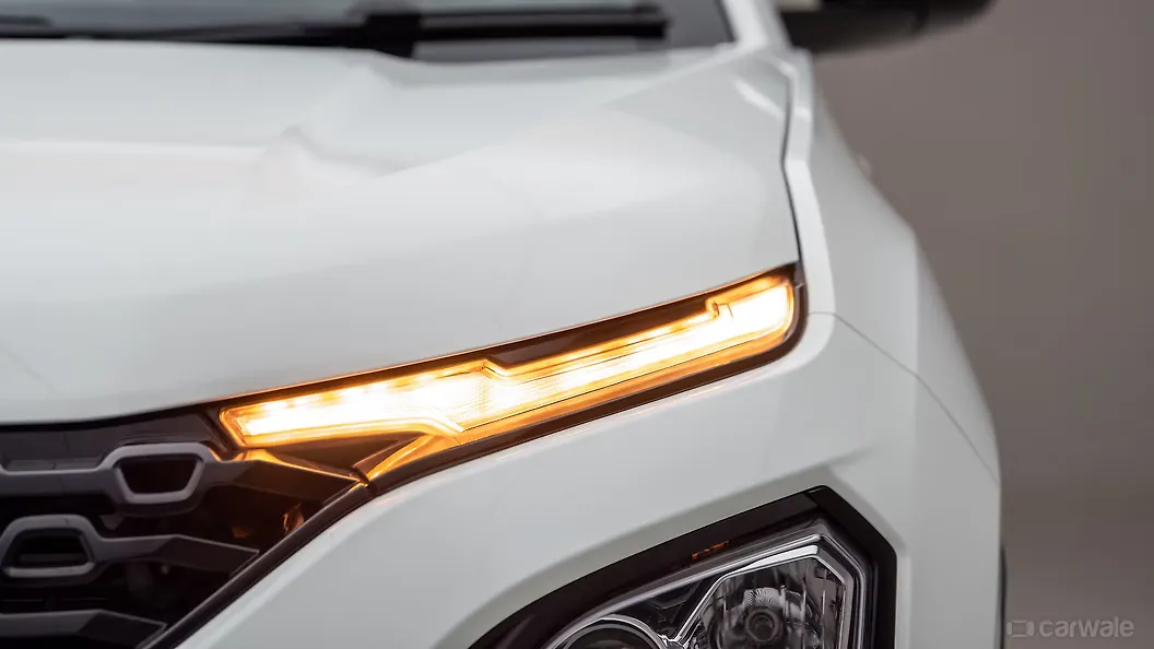 Harrier Grille Image, Harrier Photos in India - CarWale