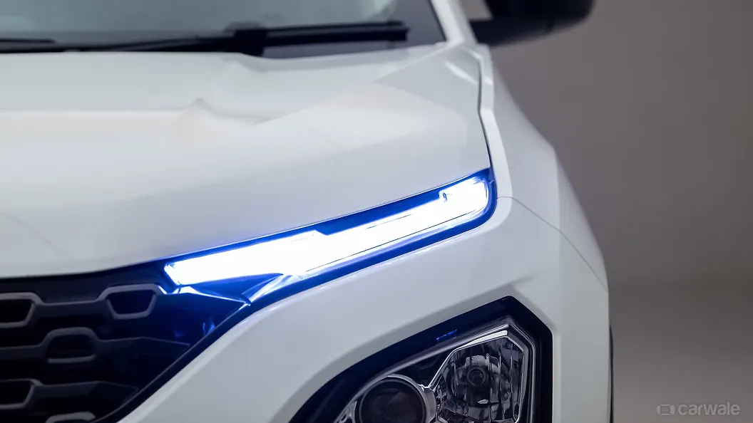 Harrier Daytime Running Lamp Drl Image Harrier Photos In India Carwale