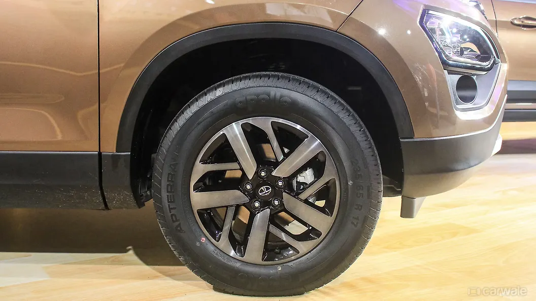 Harrier Front Fender Image, Harrier Photos in India - CarWale