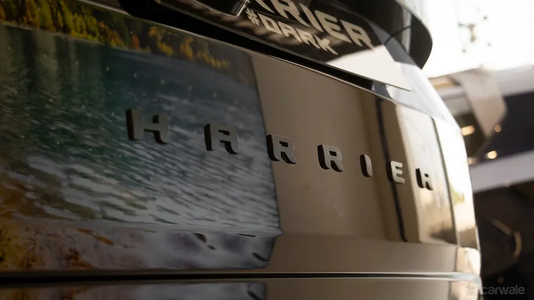 Harrier Rear Badge Image, Harrier Photos in India - CarWale