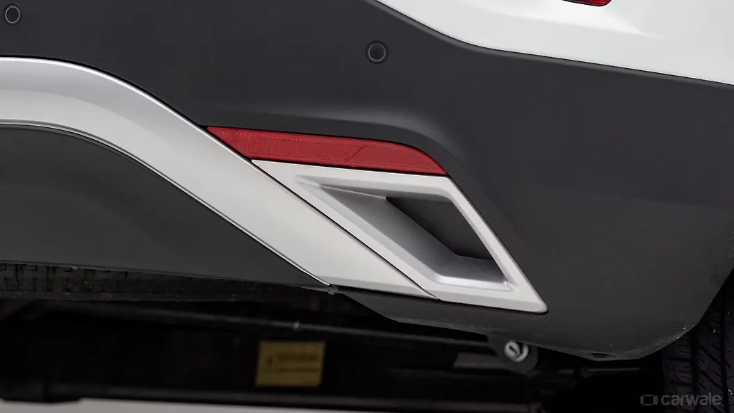 Harrier Rear Badge Image, Harrier Photos in India - CarWale