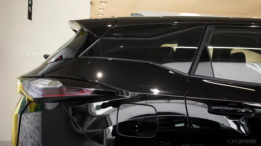 Harrier Rear Quarter Glass Image, Harrier Photos in India - CarWale