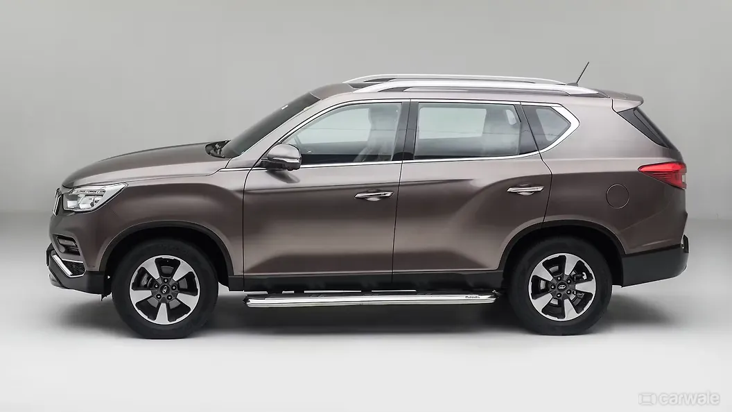 Alturas G4 Left Side View Image, Alturas G4 Photos in India - CarWale