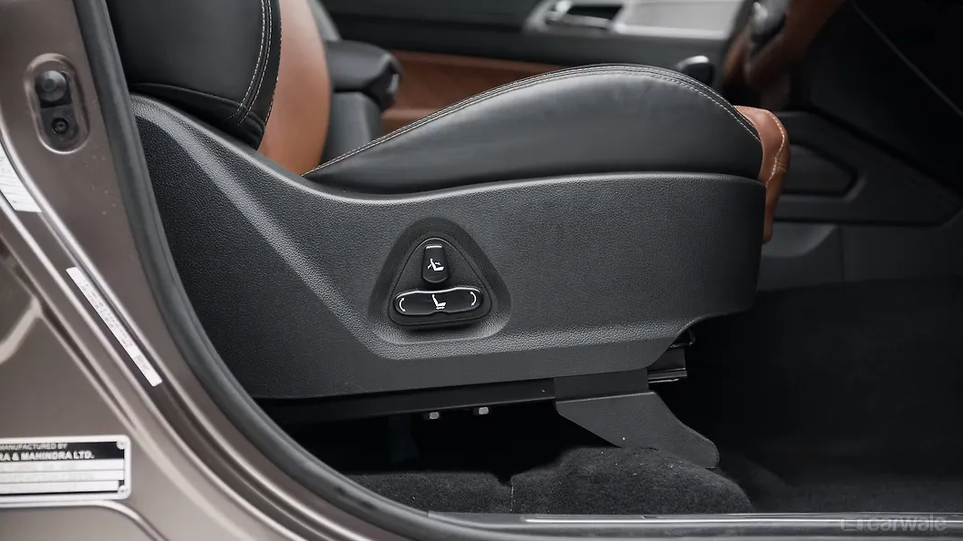Alturas G4 Seat Adjustment Electric for Driver Image, Alturas G4 Photos ...