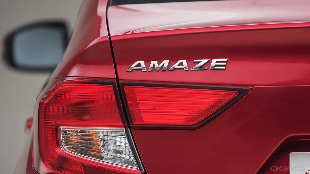 Amaze Rear Badge Image, Amaze Photos in India - CarWale