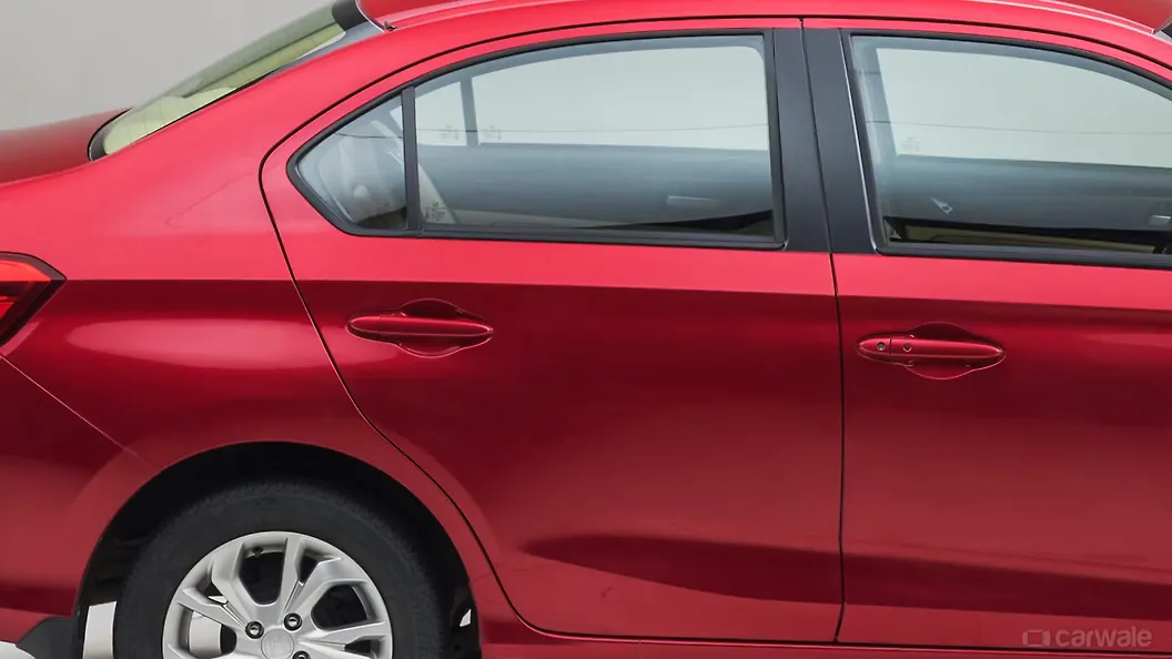 Amaze Rear Door Image, Amaze Photos in India - CarWale
