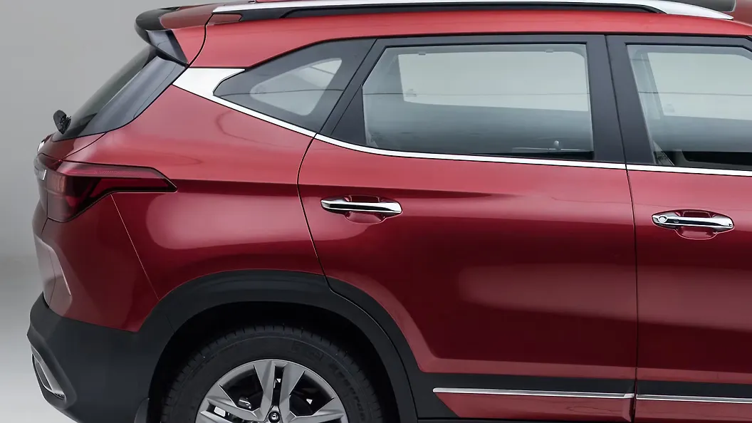 Kia Seltos Photo, seltos rear door Image - CarWale