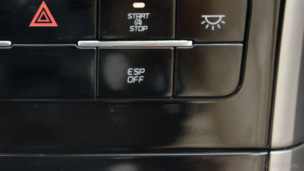 XUV500 ESP Button Image, XUV500 Photos in India - CarWale