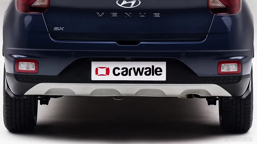 Venue [2019-2022] Rear Bumper इमेज, Venue [2019-2022] भारत में फ़ोटोज़ ...