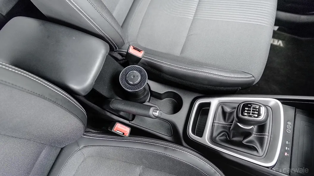 Venue [2019-2022] Center Console/Centre Console Storage Image, Venue ...