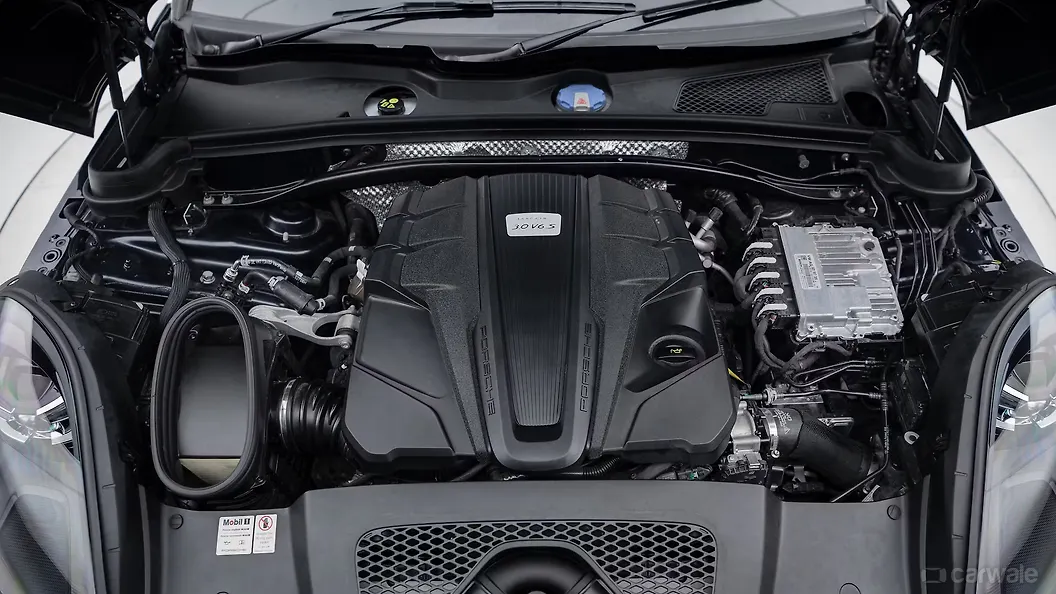 Macan Engine Shot Image, Macan Photos in India - CarWale