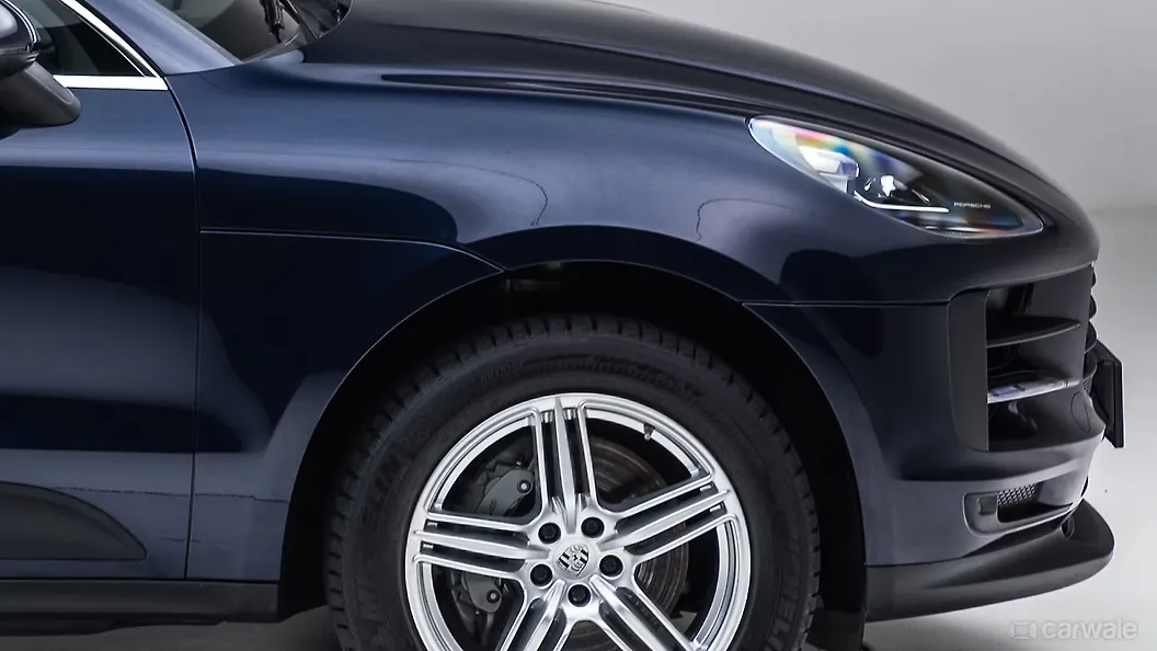 Macan Headlight Image, Macan Photos in India - CarWale