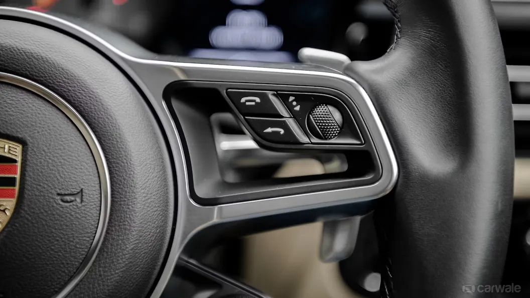 Macan Front Centre Arm Rest Image, Macan Photos in India - CarWale