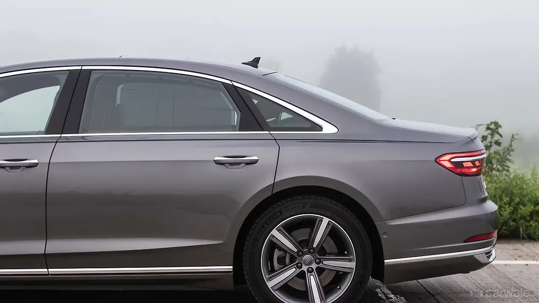 A8 L Rear Door Image, A8 L Photos in India - CarWale