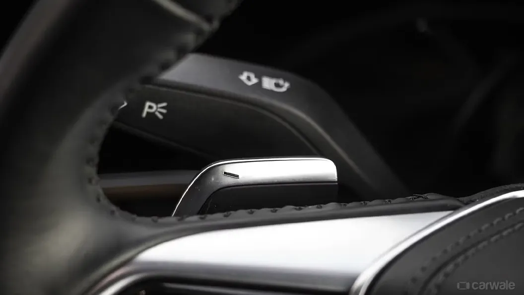 A8 L Head-Up Display (HUD) Image, A8 L Photos in India - CarWale