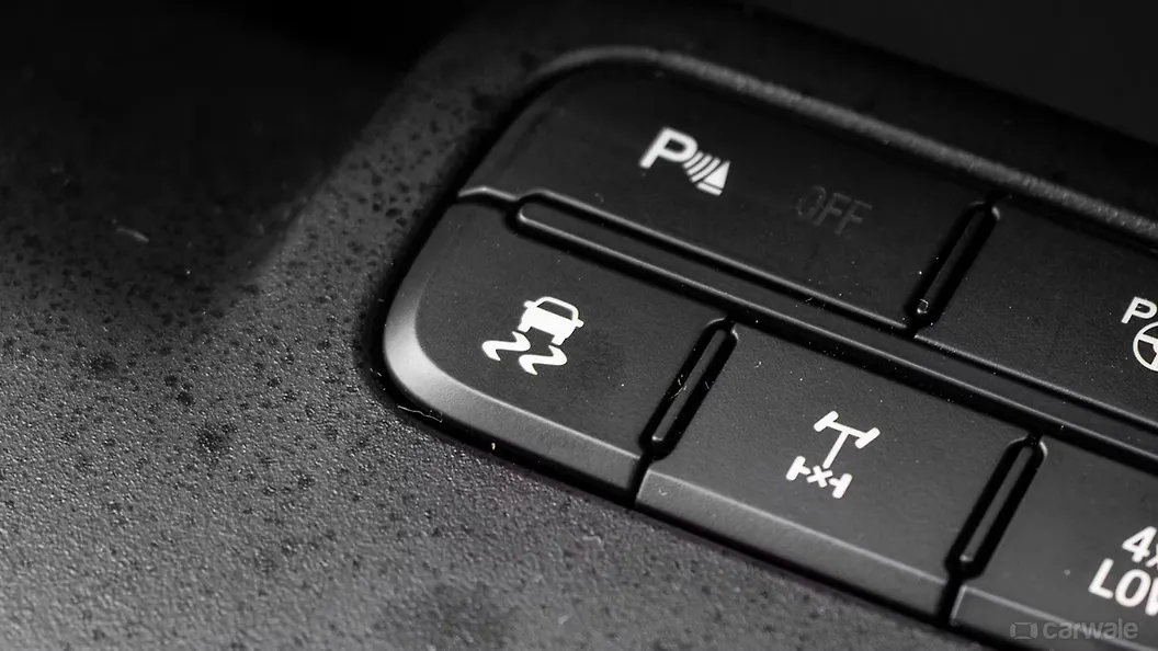 Endeavour ESP Button Image, Endeavour Photos in India - CarWale