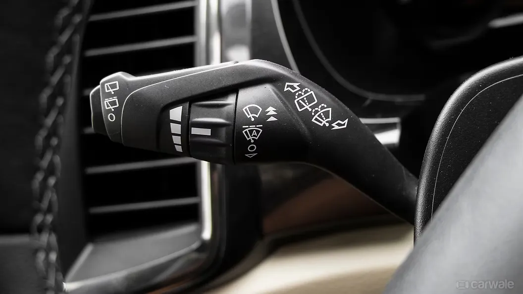 Endeavour Wiper Stalk Image, Endeavour Photos in India - CarWale