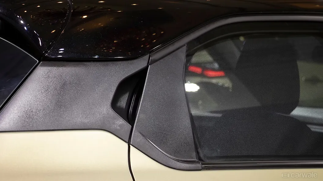 Punch Rear Door Handle Image, Punch Photos in India - CarWale