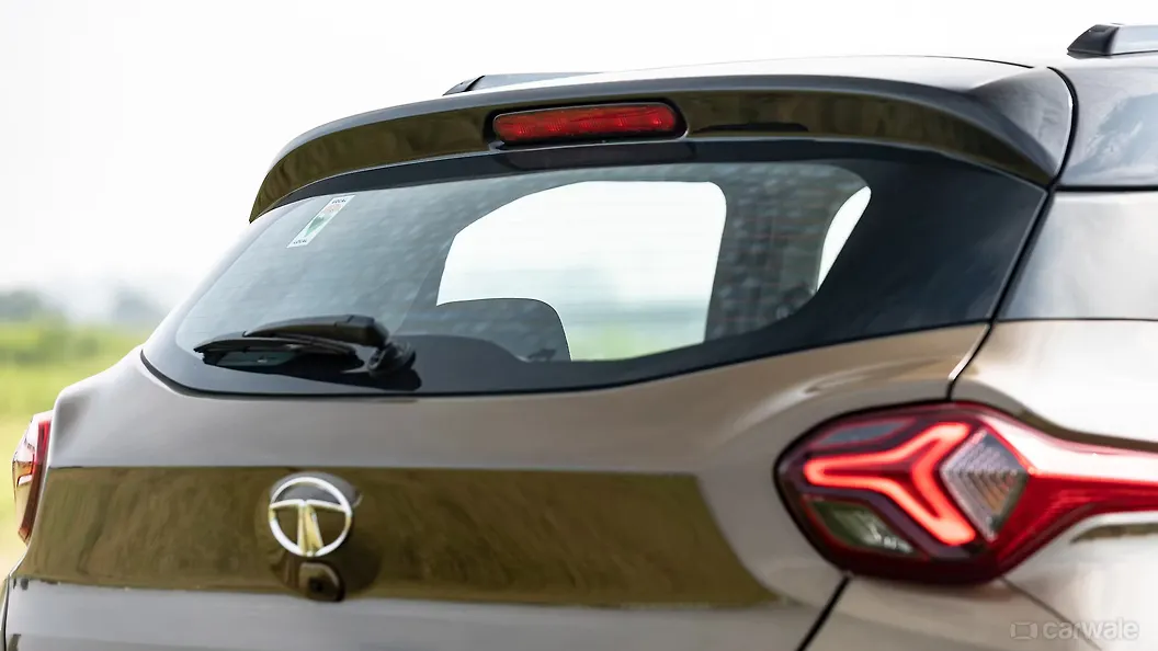 Punch Rear Windshield/Windscreen Image, Punch Photos in India - CarWale