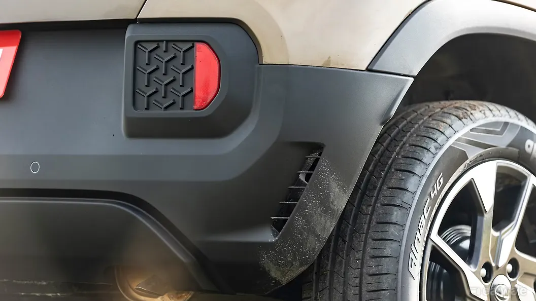 Punch Reflector Image, Punch Photos in India - CarWale