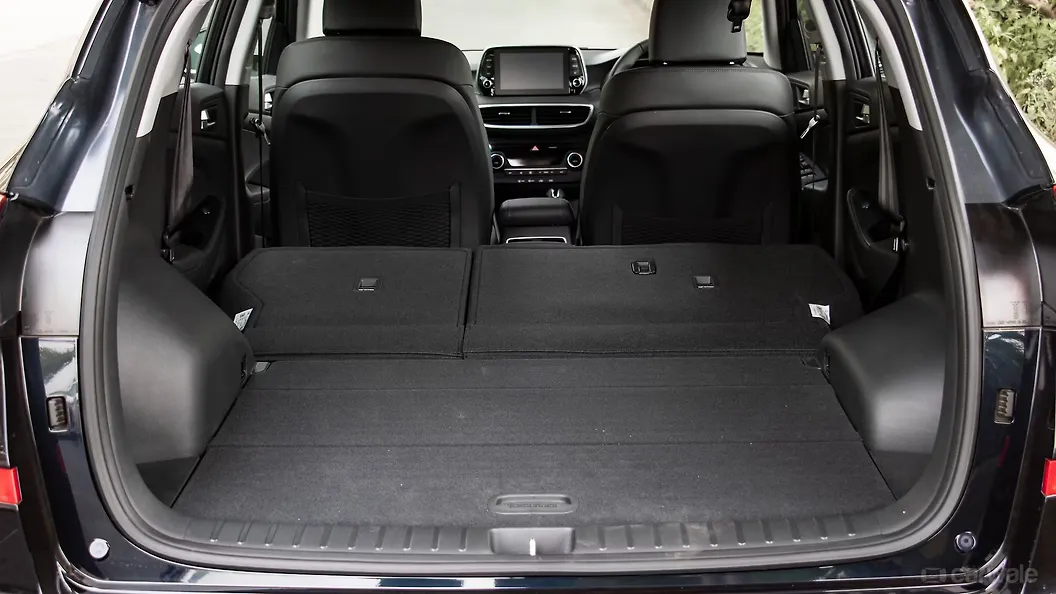 Tucson Bootspace Rear Seat Folded Image, Tucson Photos in India - CarWale