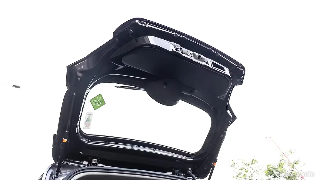 Tiago Open Boot/Trunk Image, Tiago Photos in India - CarWale