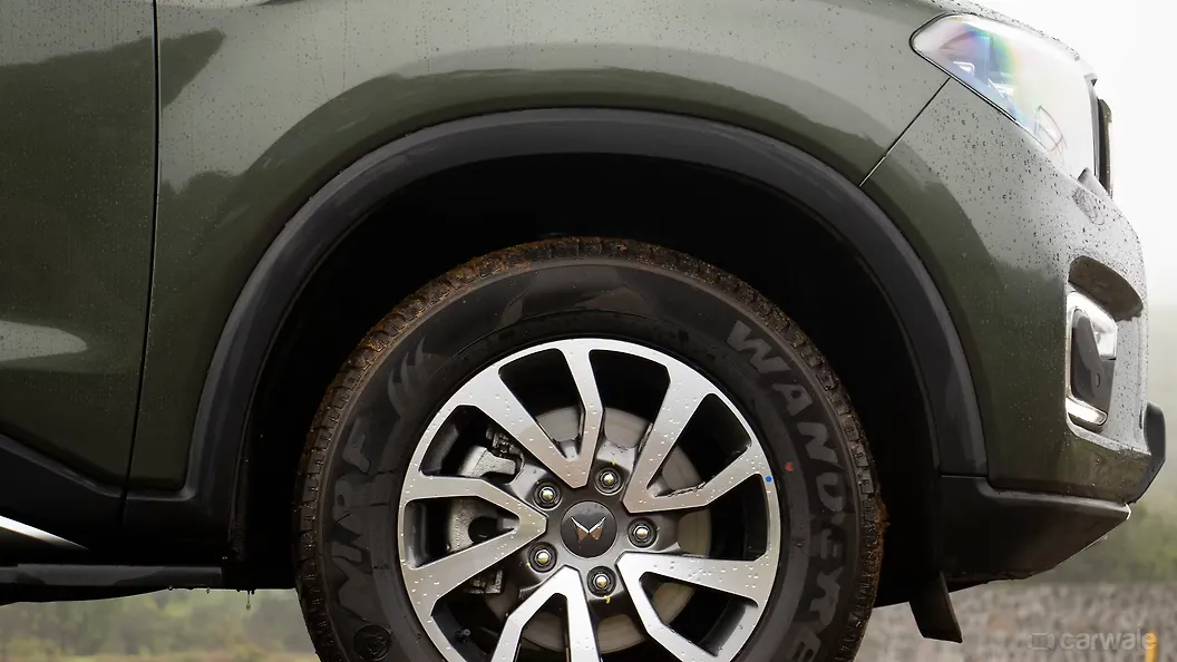 Scorpio N Front Fender Image, Scorpio N Photos in India - CarWale