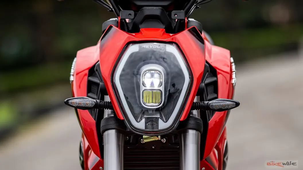 Revolt RV 400 Front Alloy Wheel Image – BikeWale