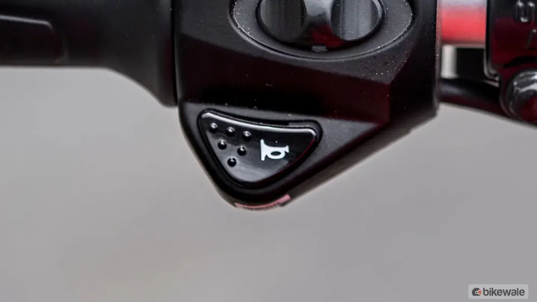 Revolt RV400 Multifunction Switchgear Right Image – BikeWale