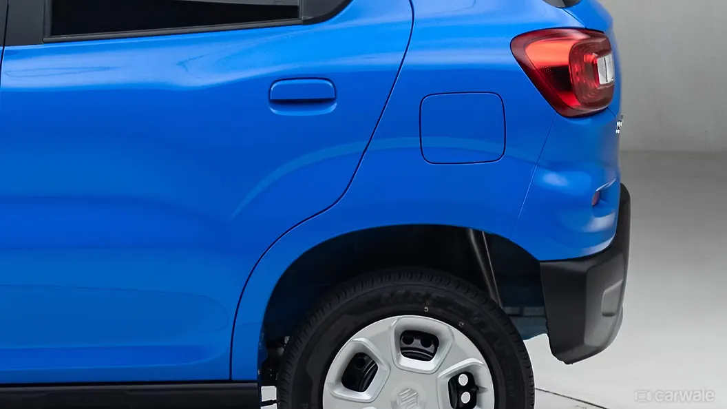 S-Presso Rear Logo Image, S-Presso Photos in India - CarWale