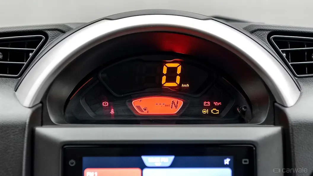 S-Presso Rear Seats Image, S-Presso Photos in India - CarWale