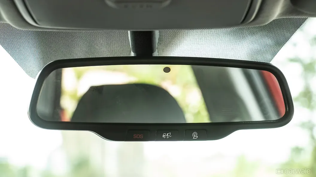 Verna Inner Rear View Mirror Image Verna Photos In India Carwale