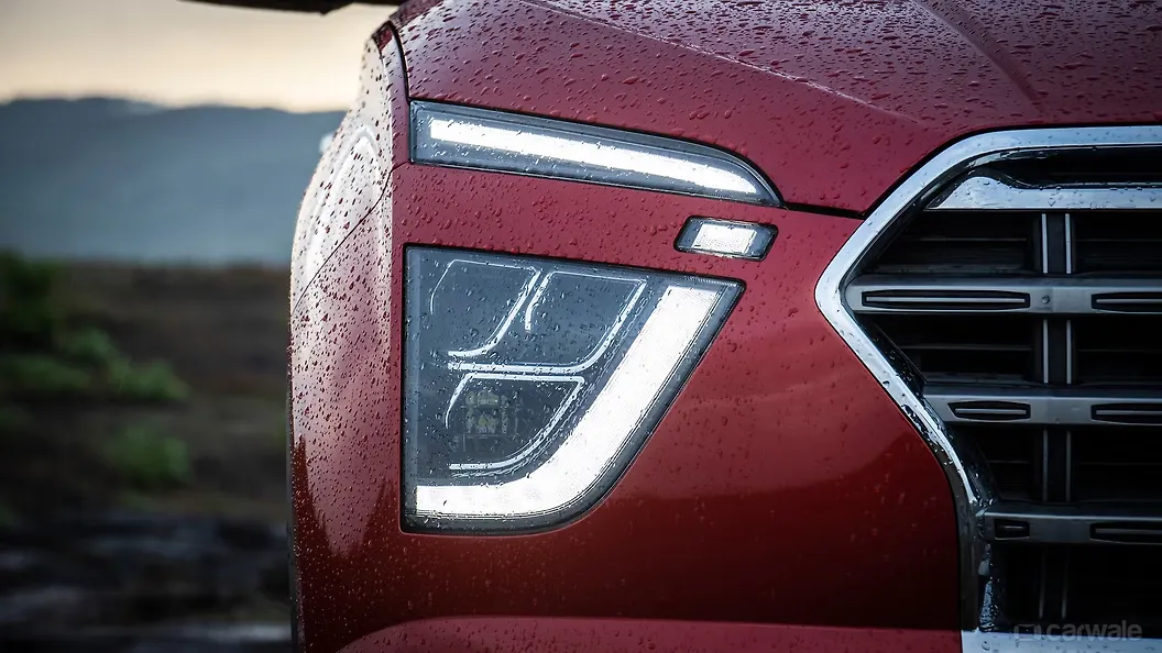 Creta Rear Spoiler Image, Creta Photos in India - CarWale