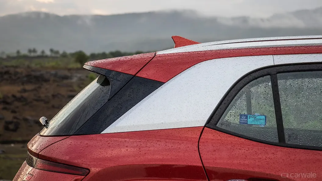 Creta Rear Quarter Glass Image, Creta Photos in India - CarWale