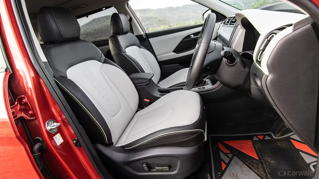 Creta Infotainment System Image, Creta Photos in India - CarWale