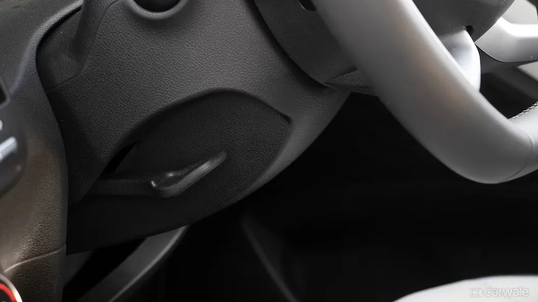 Creta USB Port/AUX/Power Socket/Wireless Charging Image, Creta Photos ... Creta USB Port/AUX/Power Socket/Wireless Charging Image, Creta Photos ...