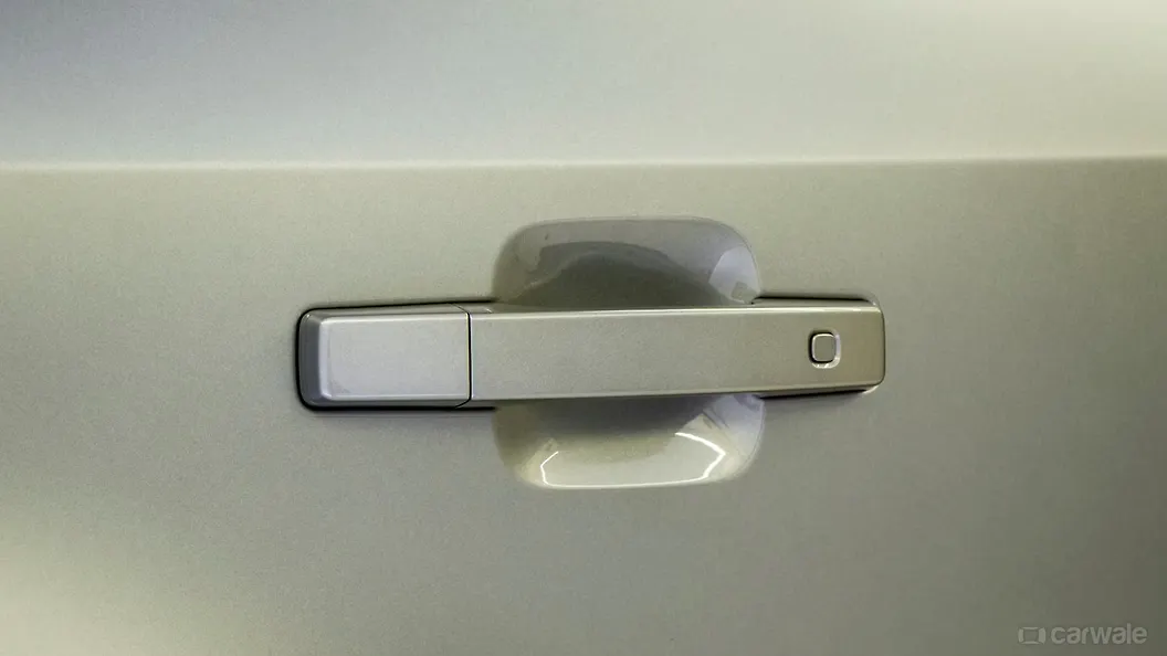 Defender [2020-2021] Rear Door Handle Image, Defender [2020-2021 ...