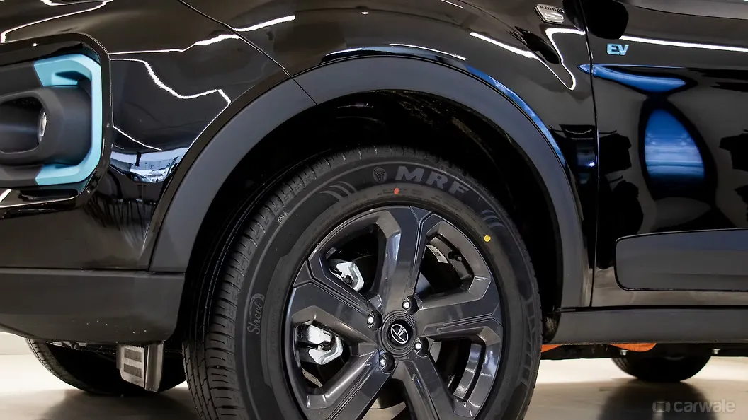 Nexon EV Wheel Image, Nexon EV Photos in India - CarWale