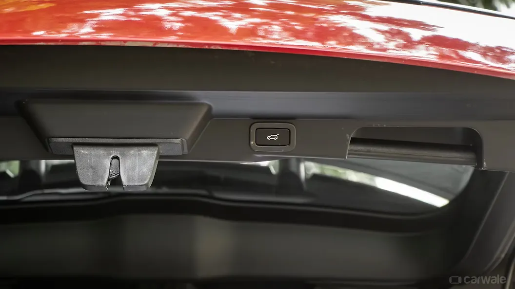 Range Rover Sport Boot Space Image, Range Rover Sport Photos in India ...